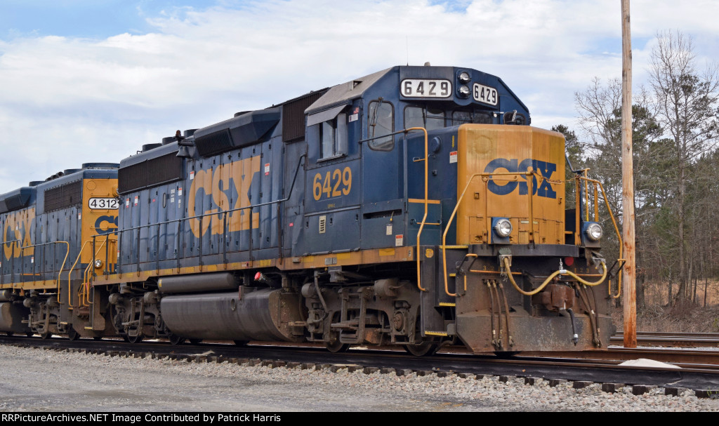 CSX 6429 X-CSXT 6190 XX-B&O Chessie 4291 GP40-2 idling in CSX Wyvern Yard in Cartersville GA 3 ...